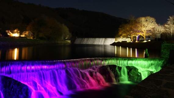 Reservoir lit up at night captured by reader | cambrian-news.co.uk
