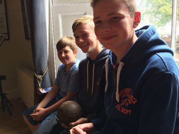 Schoolboys make 400-year-old discovery | cambrian-news.co.uk