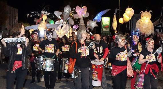 Magical display through streets of Mach | cambrian-news.co.uk