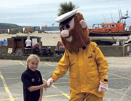 Barmouth fun day raises over £2,000 for RNLI | cambrian-news.co.uk