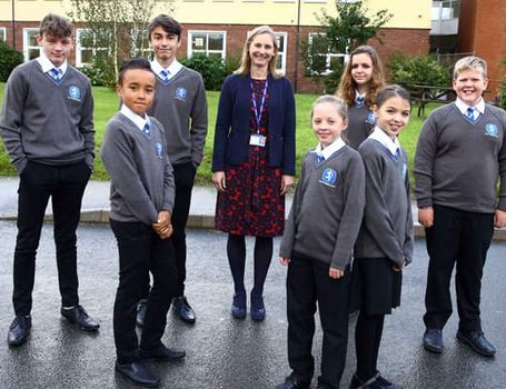 Headteacher to 'open communication' with parents after uniform row ...