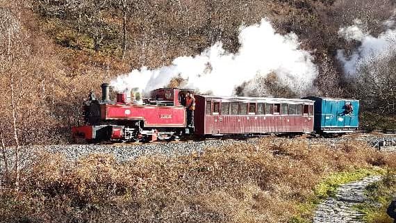 Steam locomotive ‘Russell’ returns home | cambrian-news.co.uk