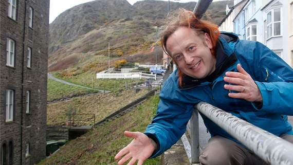Trees ready to be planted after verge cleared of litter | cambrian-news ...