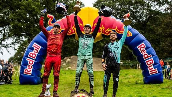 Thousands attend mountain bike event | cambrian-news.co.uk