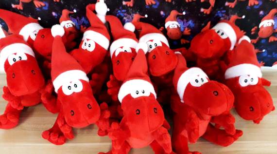 Christmas Welsh dragons hidden in shops | cambrian-news.co.uk