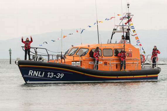 'Exciting day' as new Shannon class lifeboat arrives in Pwllheli ...