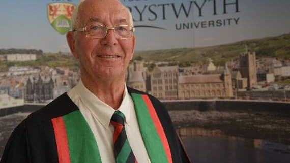 Aberystwyth University pays tribute to Wales and Lions legend, John Dawes | cambrian-news.co.uk