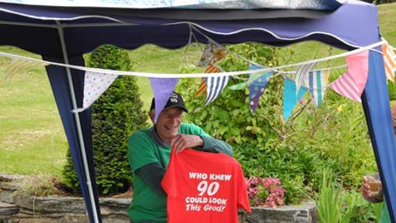 Vic, 90, proves walking keeps you young | cambrian-news.co.uk