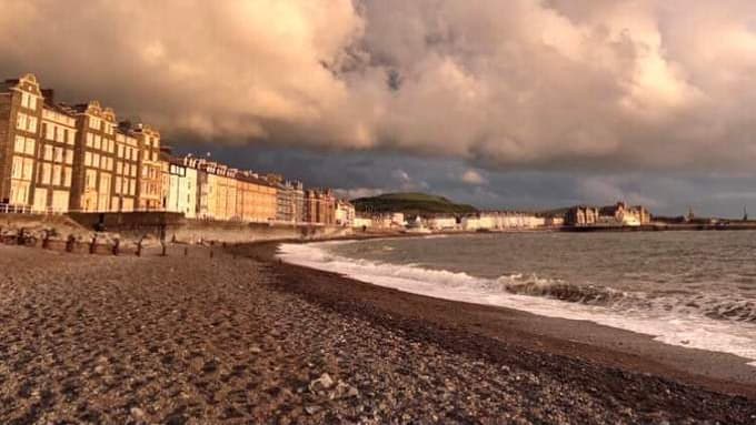 Flood warning in force at Borth | cambrian-news.co.uk
