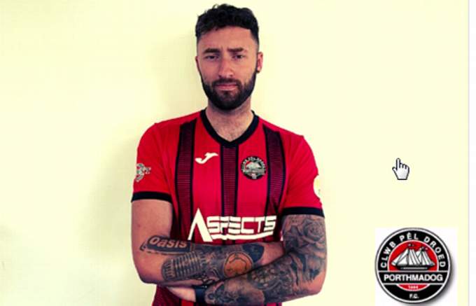 Dewi wins player of the month award | cambrian-news.co.uk