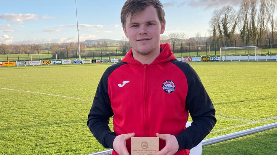 Ifan Emlyn Jones wins player of the month award | cambrian-news.co.uk