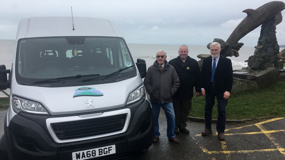 Community council launches village mini bus service | cambrian-news.co.uk