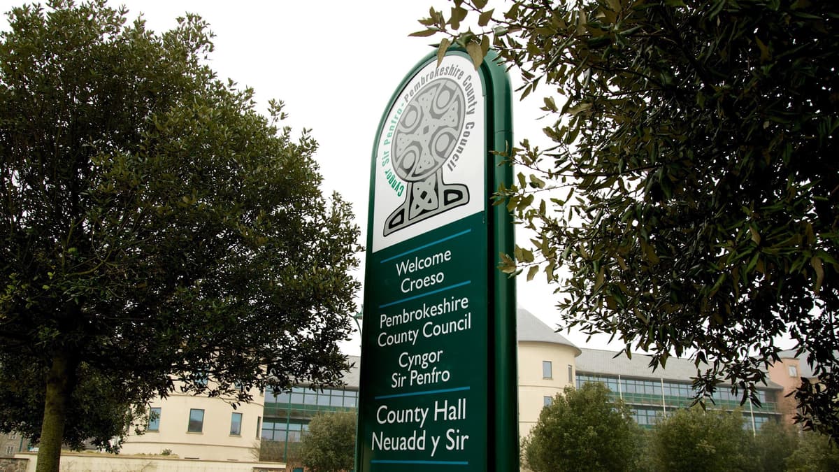 Plan for Cilgerran campsite close to Welsh Wildlife Centre | cambrian ...