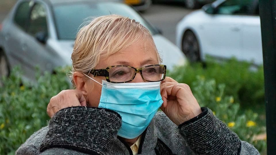 Phased changes for mask wearing in Hywel Dda hospitals | cambrian-news ...