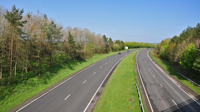 Penparcau man denies 100mph speeding charge | cambrian-news.co.uk