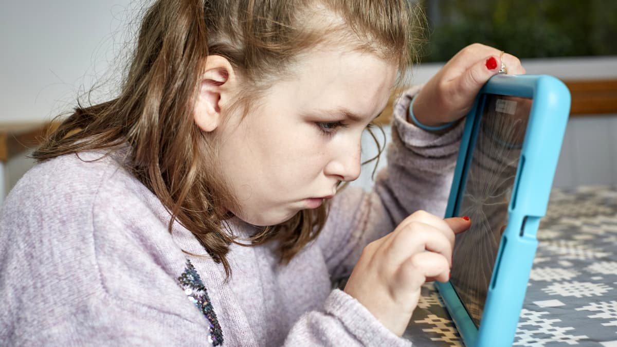 Free iPads available for children with vision impairment | cambrian ...