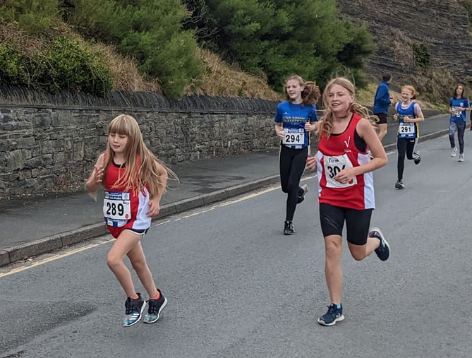 Clean sweep for Aberystwyth AC runners at inaugural prom run | cambrian ...
