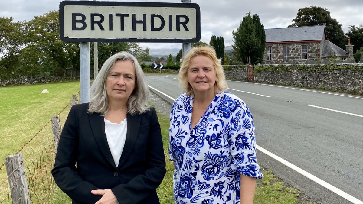 Brithdir businesses and homes left without fibre broadband, politicians ...
