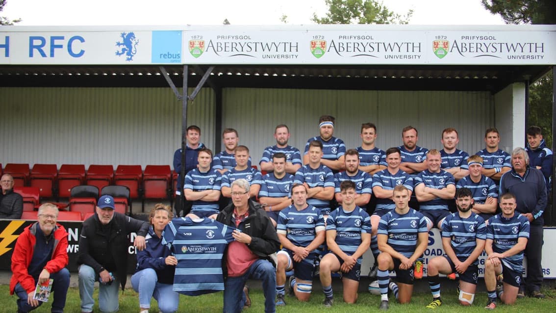 University sponsors Aberystwyth RFC first team kit | cambrian-news.co.uk