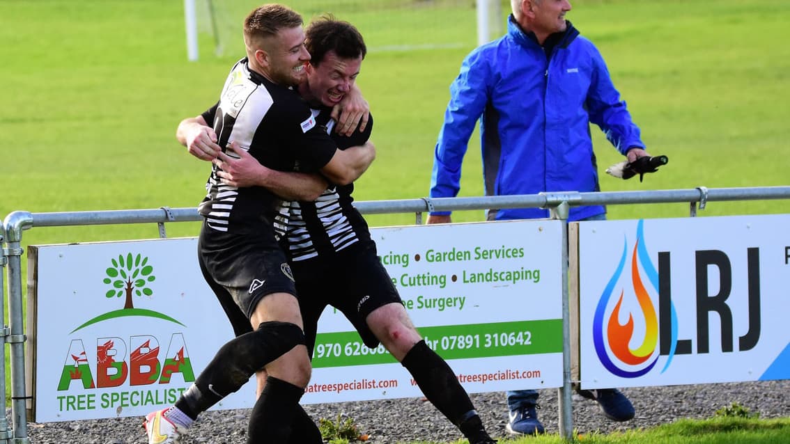 Bow Street frustrated against 10-man Cefn Albion | cambrian-news.co.uk