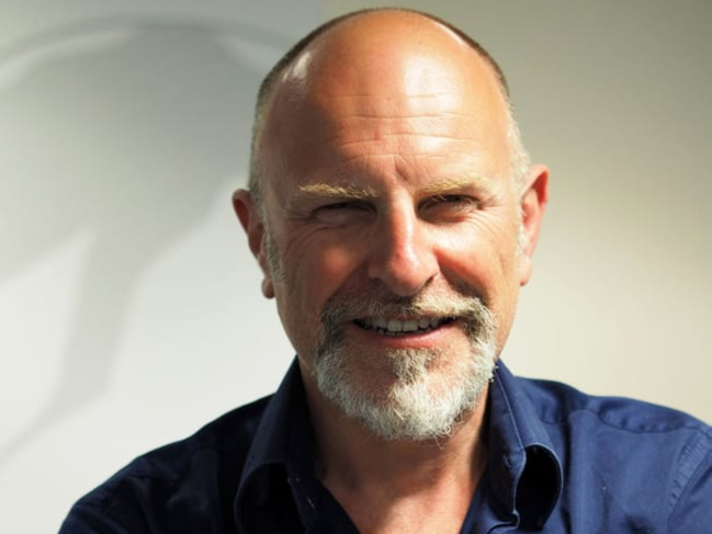 Cardigan's Mwldan sets the stage for comedian Simon Evans | cambrian ...