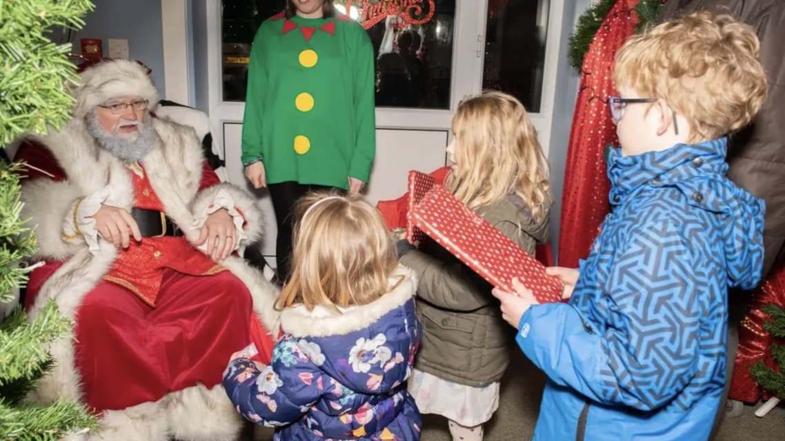 Lampeter plans feast of entertainment to celebrate Christmas light ...