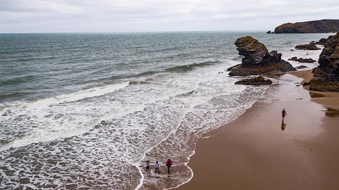 Excellent water quality at slew of Ceredigion and Gwynedd beaches ...