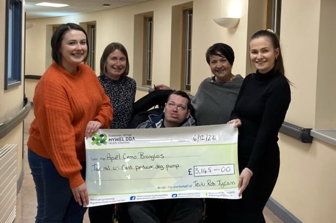 Family poetry book raises £3,145 for Bronglais Chemo Appeal | cambrian ...