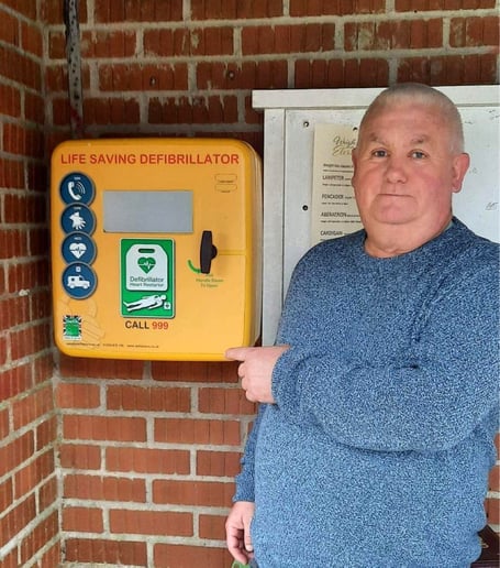 Silian residents complete 12-month quest to install defibrillator ...