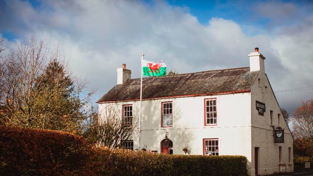 Llandeilo pub to let sits in UK's only Roman gold mine site | cambrian ...