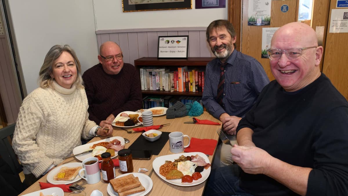 Gwynedd politicians take part in launch of Farmhouse Breakfast Week ...