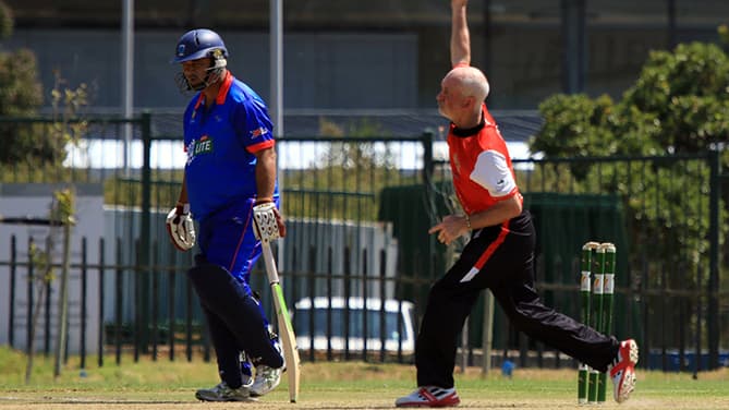 Dolgellau's Phil Leeds represents Wales at Over 50s Cricket World Cup ...