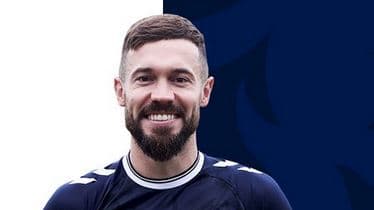 Former Seasider Tom Bradshaw in Cymru squad for Euro qualifiers ...