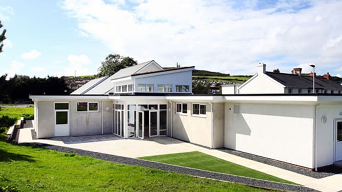 Cafe at Penparcau Hub handed one-out-of-five food hygiene rating ...