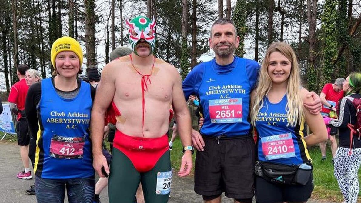 Wrestling runner Richard aims for place in Guinness Book of Records ...
