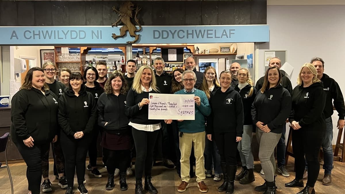 Aberystwyth singing group raise thousands for Bronglais Hospital League ...
