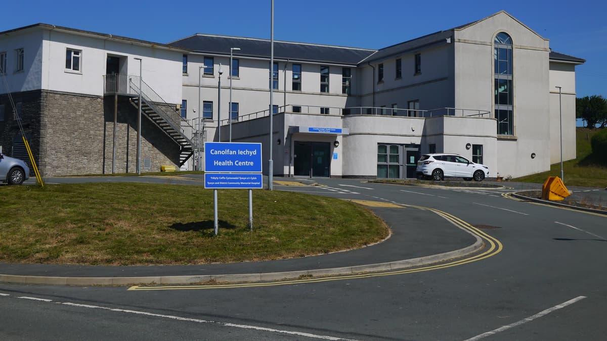 Tywyn ward closure prompts health board to ask public for help to find ...