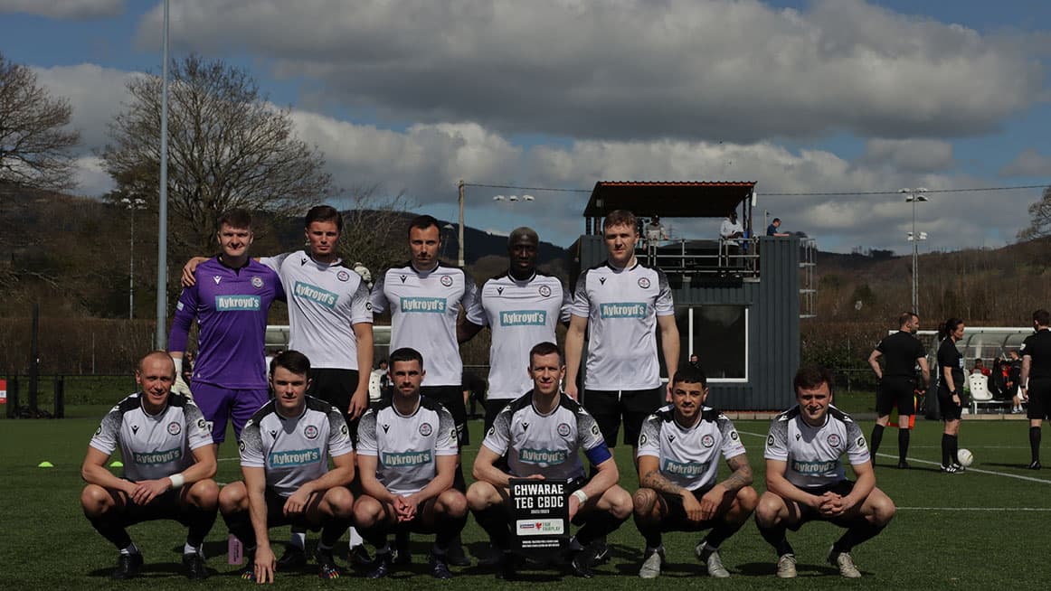 Lakesiders sunk by two quick-fire strikes against champions | cambrian ...
