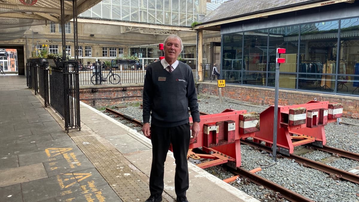 Station worker's 50-year journey reaches final stop | cambrian-news.co.uk