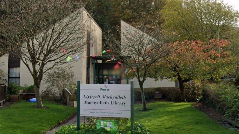 Majority want Machynlleth library to stay put | cambrian-news.co.uk