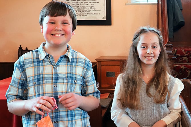 Lluniau a chanlyniadau Eisteddfod Gadeiriol Capel Bryngwenith ...