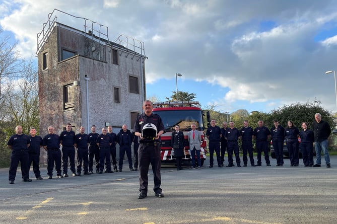 Pwllheli fire station manager retires after 48 years | cambrian-news.co.uk