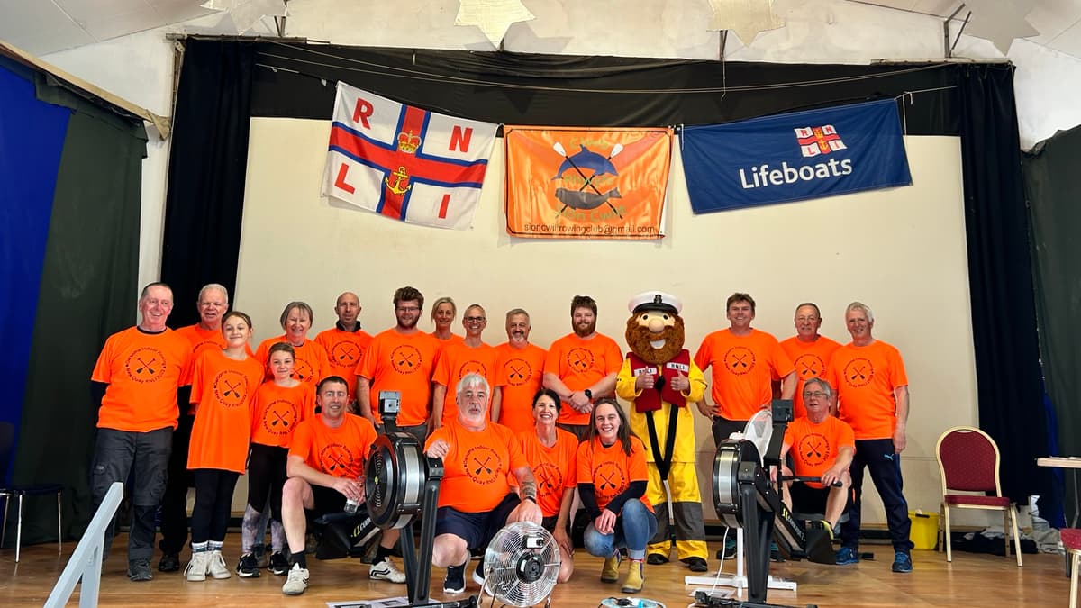 RNLI crew raise thousands for new lifeboat by completing rowathon ...
