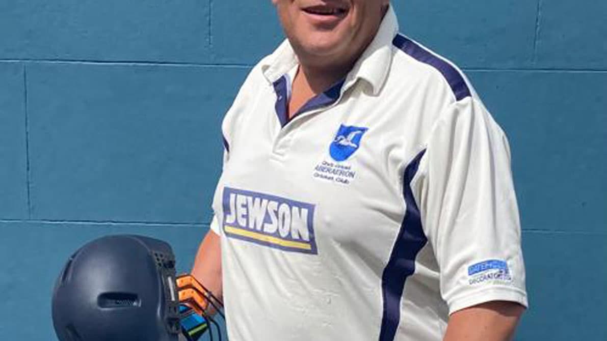 Fantastic Floyd hits unbeaten 106 as Aberaeron beat Aberystwyth ...