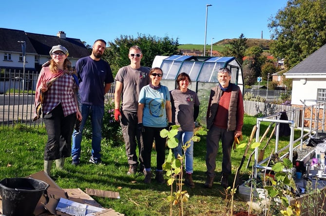 Almost £10,000 funding for food growing project at Penparcau Community ...