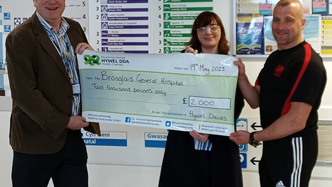 Aberystwyth birthday boy's weight lift raises £2,000 for Bronglais ...