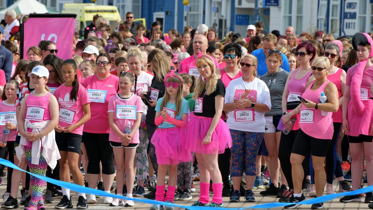 Ceredigion and Gwynedd Race For Life events raise more than £90,000 for ...