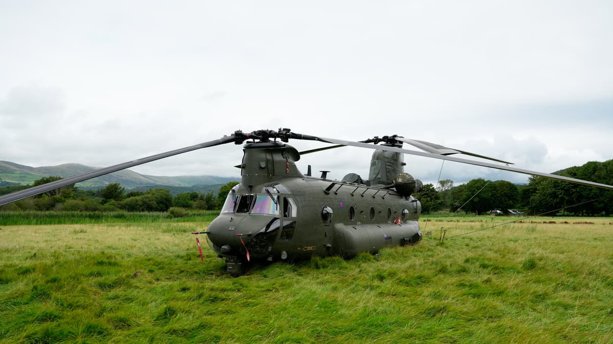 Arthog: Helicopter forced to make emergency landing in field | cambrian ...