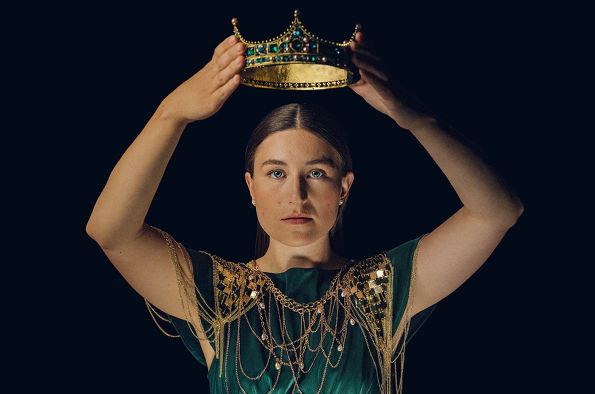 Seren Welsh of the West End i arwain cast Branwen: Dadeni | cambrian ...