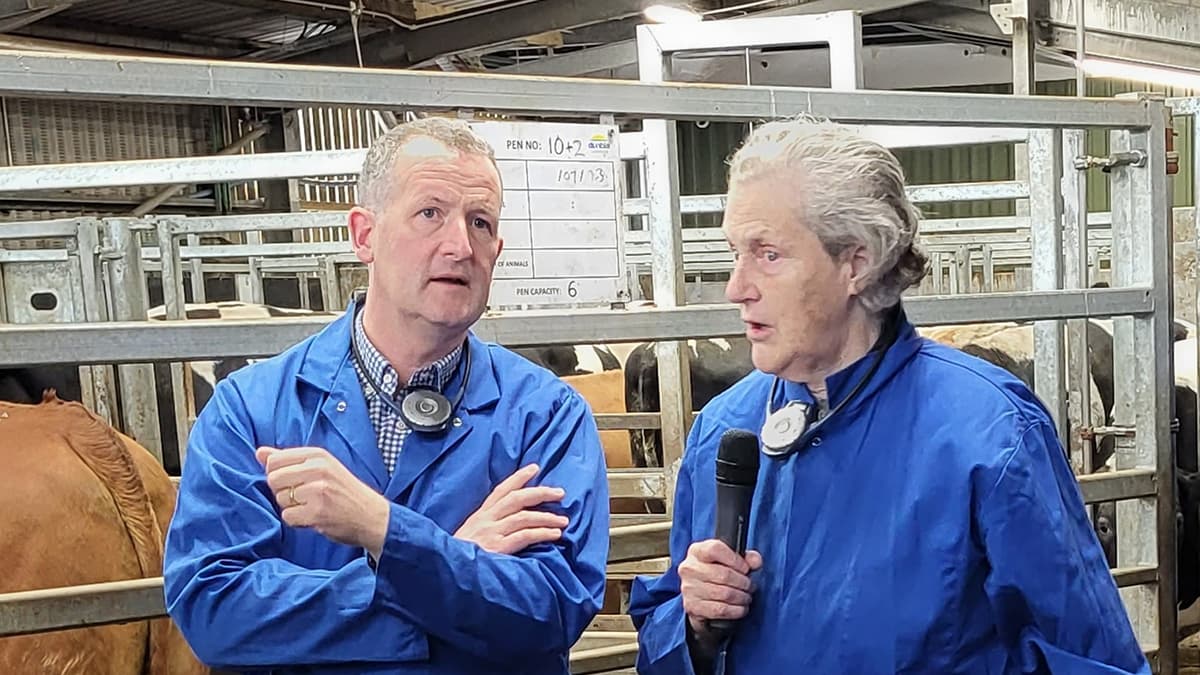 Dunbia hosts world-renowned animal welfare expert | cambrian-news.co.uk